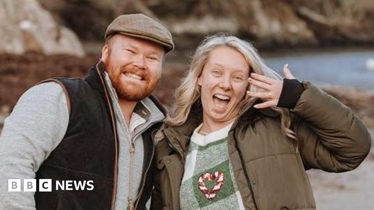 'My best friend captured my proposal on video' says Devon woman - BBC News