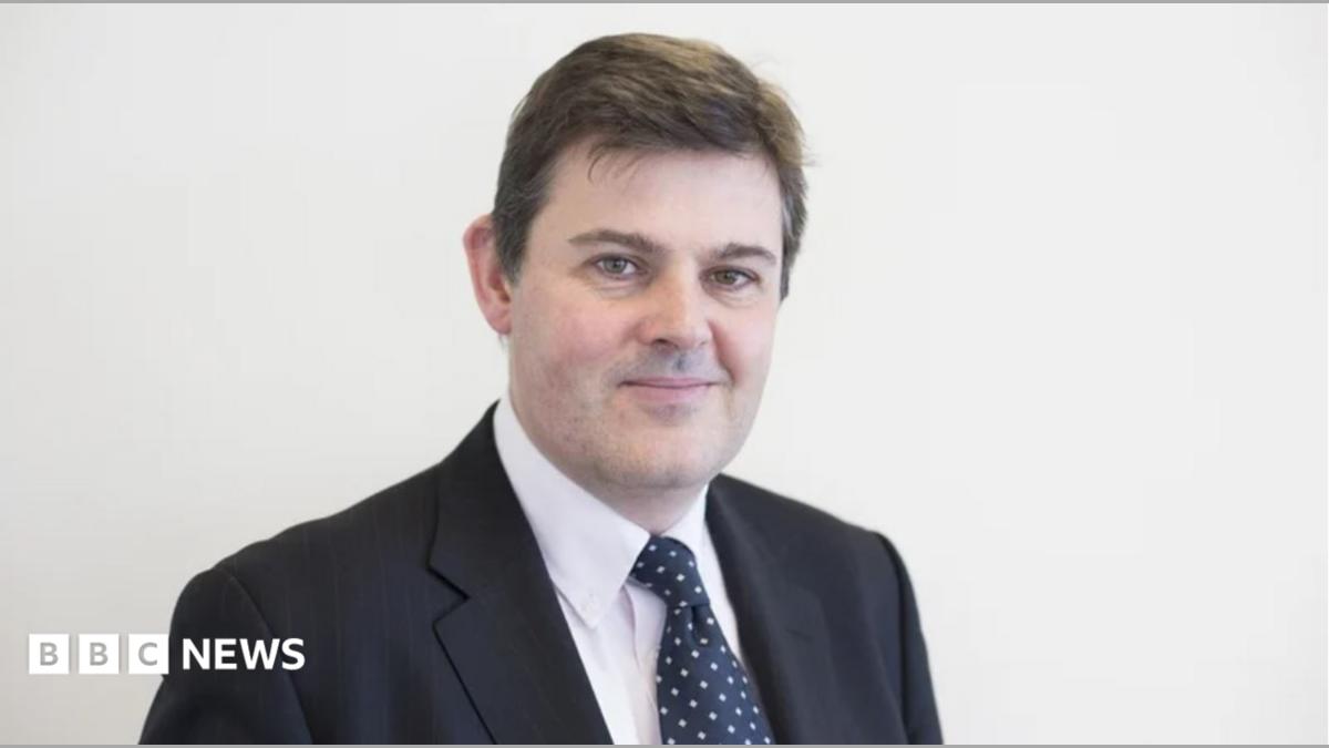 Kevin Bakhurst confirmed as new RTÉ director general - BBC News