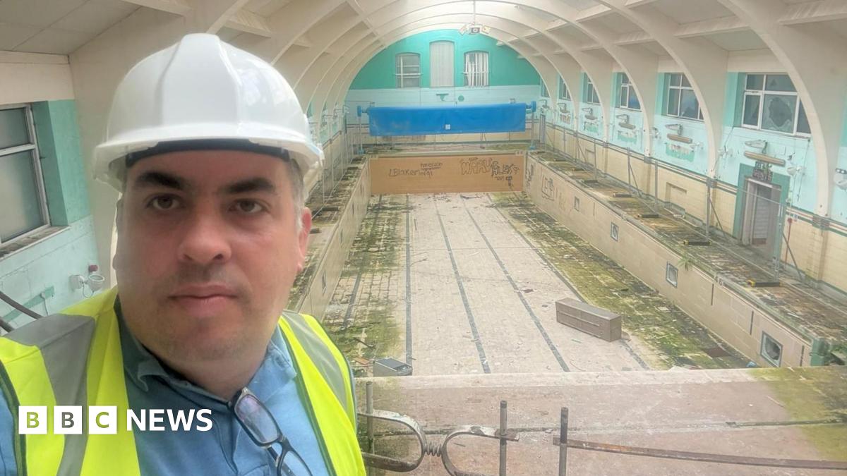 New plans for swimming and sports at Crewe's Flag Lane Baths - BBC News