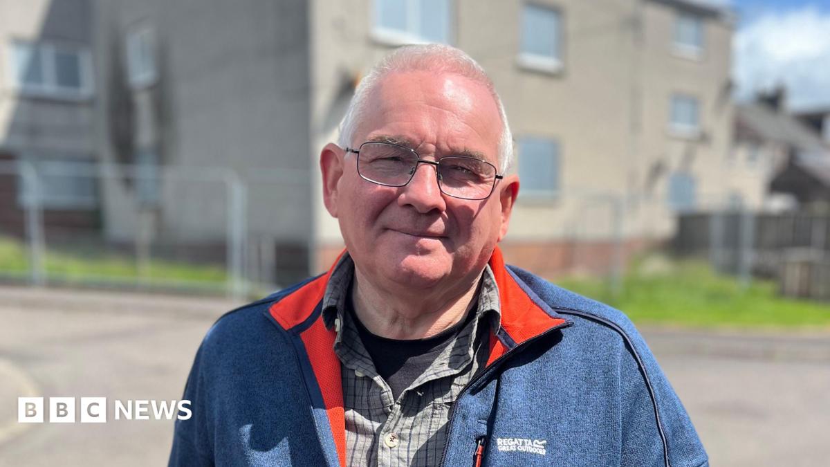 We were given two hours to evacuate our RAAC-riddled home - BBC News
