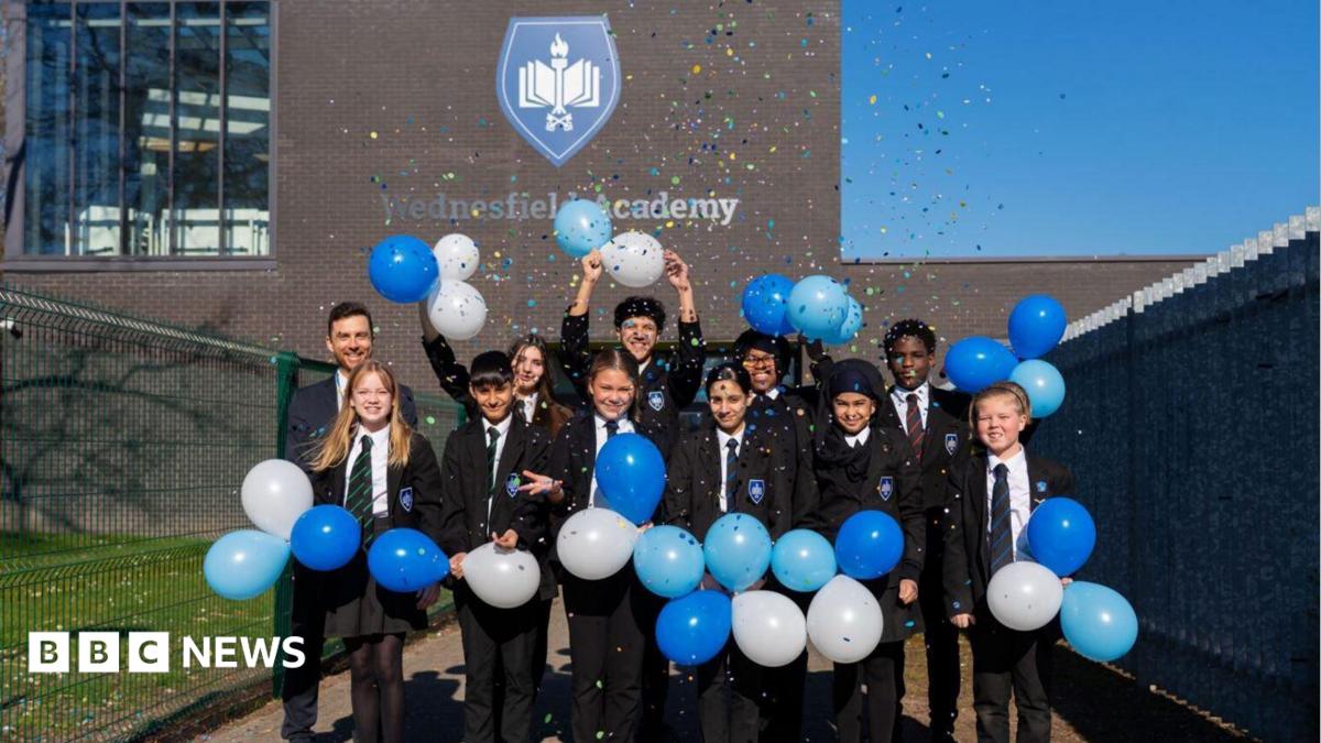 Wednesfield Academy gets first 'Good' rating - BBC News