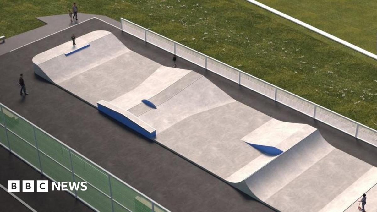 Buxton: Work starts on new £250k concrete skate park - BBC News