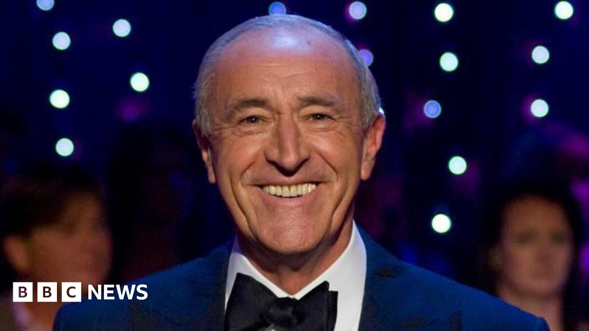 Len Goodman: Strictly judge to get public memorial in Dartford - BBC News
