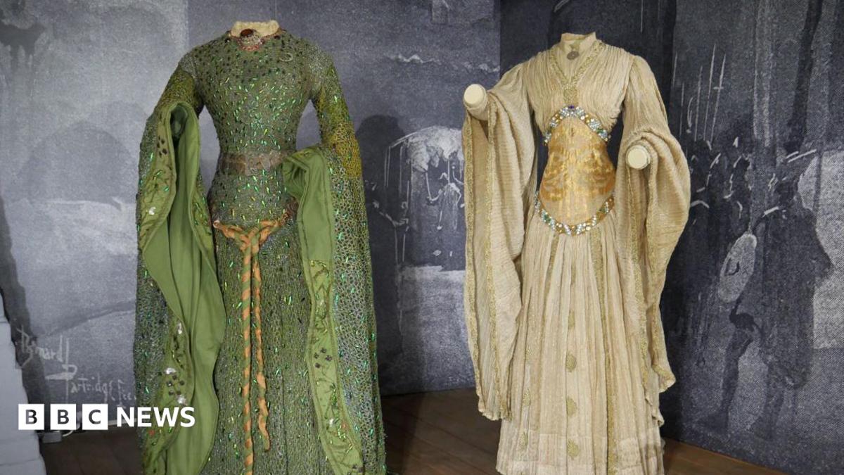 Smallhythe Place: Rare Ellen Terry dresses go on display together - BBC ...