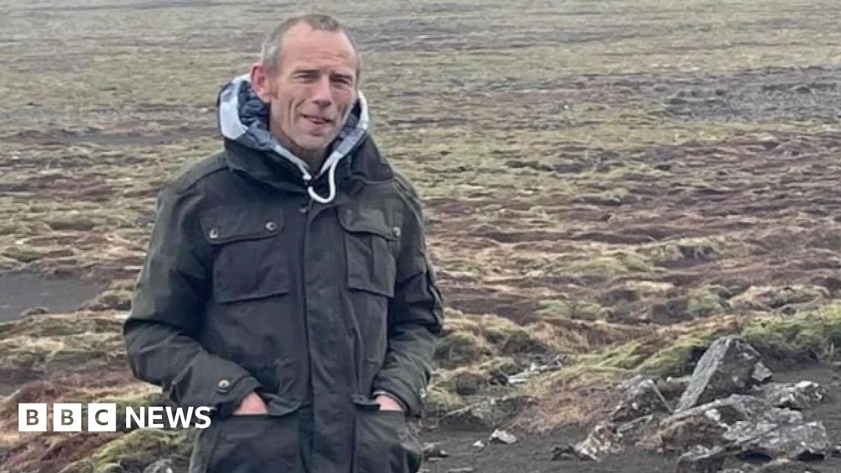 Missing Paignton man 'may have been abducted' - BBC News