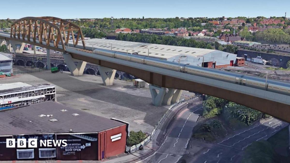 HS2 bridge tribute to Jude Bellingham designs revealed - BBC News