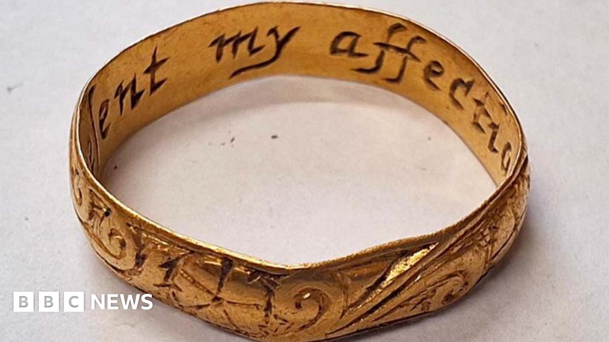 Lover's ring found in field goes on show on Valentine's Day - BBC News