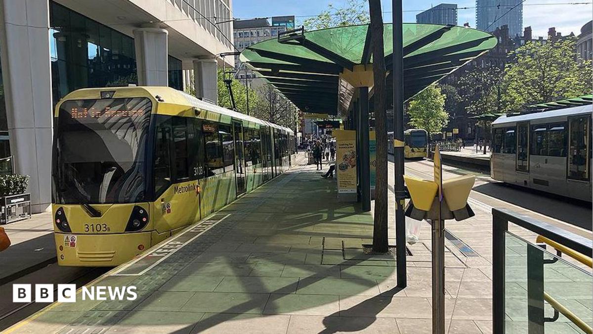Manchester trams shut down after power line fault - BBC News