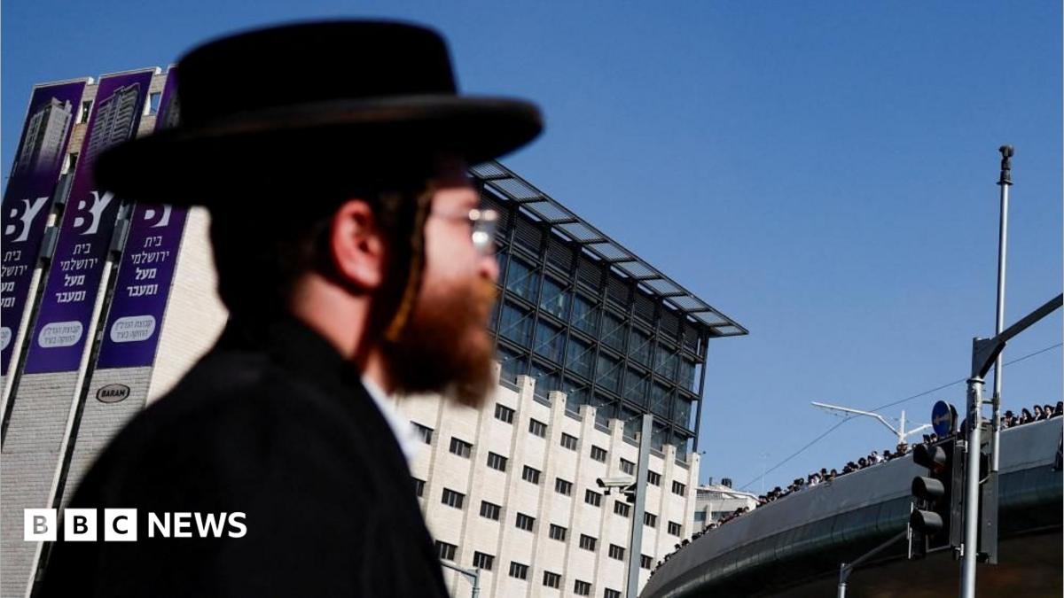 Hundreds of thousands of ultra-Orthodox Israelis protest against ...