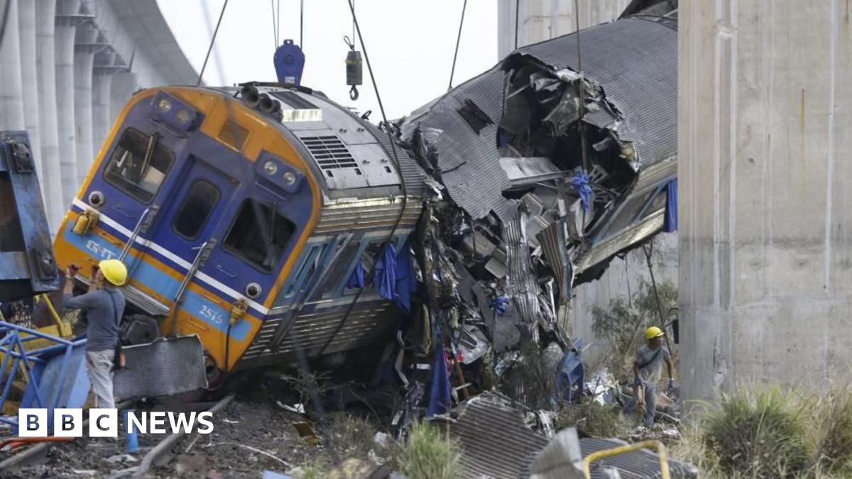 Thailand: Residents describe 'terrifying' carnage after crane falls on ...