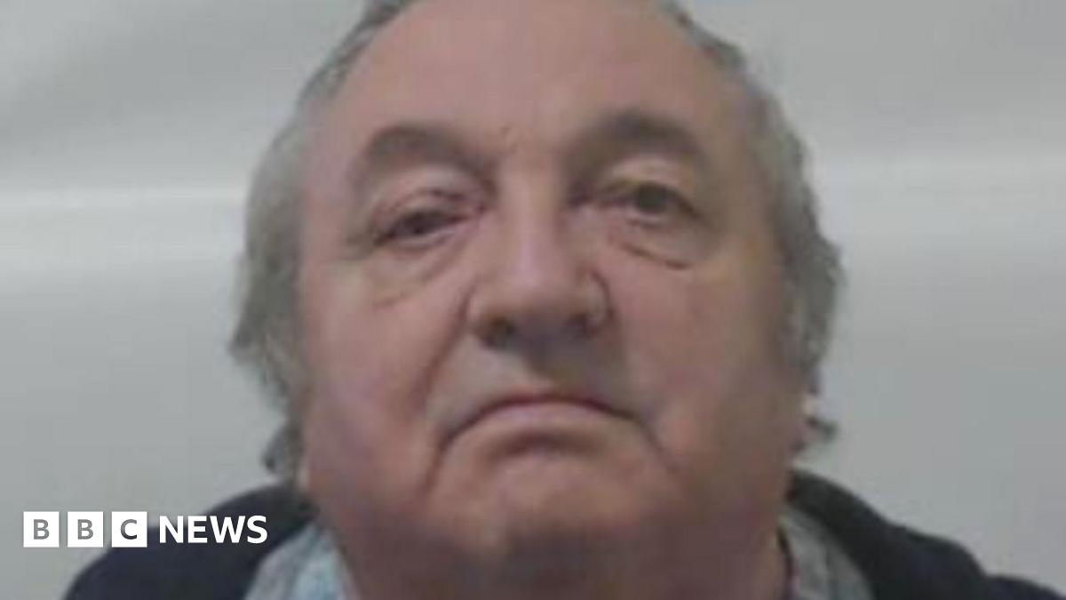 Edward Stanton: Former children's home manager jailed for abuse - BBC News