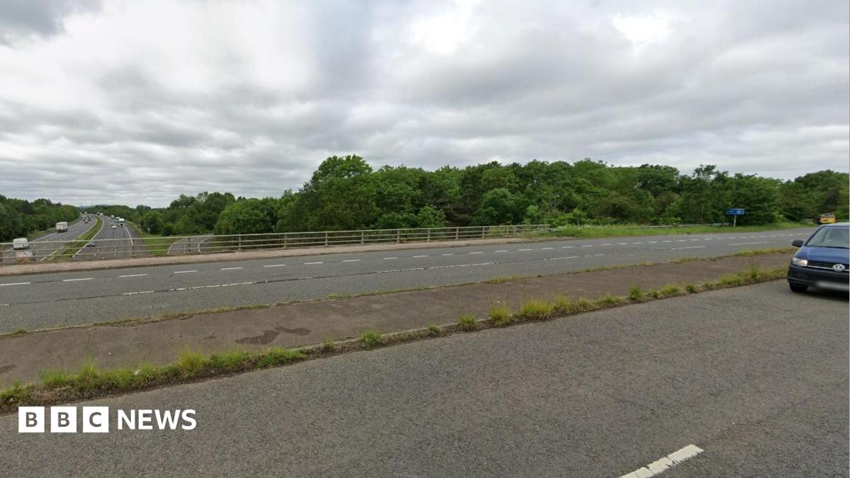 A4019 crash on bridge over M5 forces road closure - BBC News