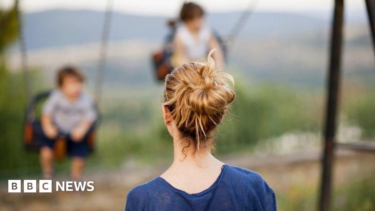 University of Bath report reviews increased means-tested benefits - BBC ...