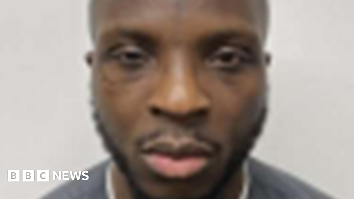 Attempted murderer absconds from Buckinghamshire open prison - BBC News