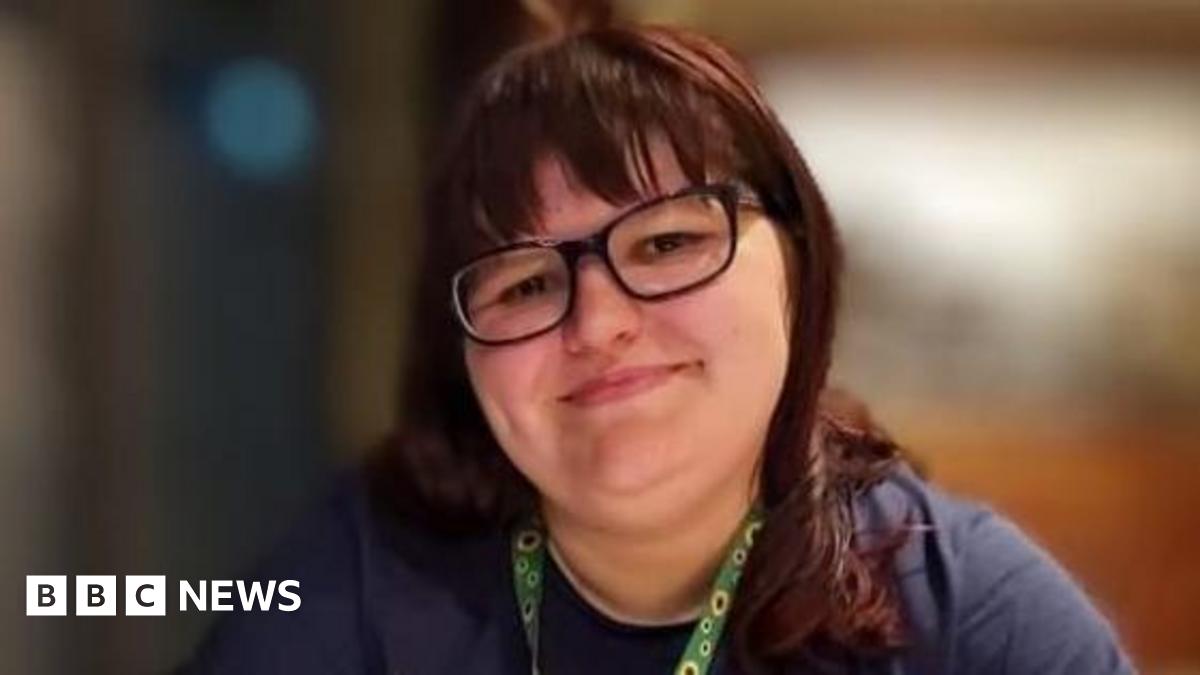 Jury finds neglect contributed to Nottingham woman's death - BBC News