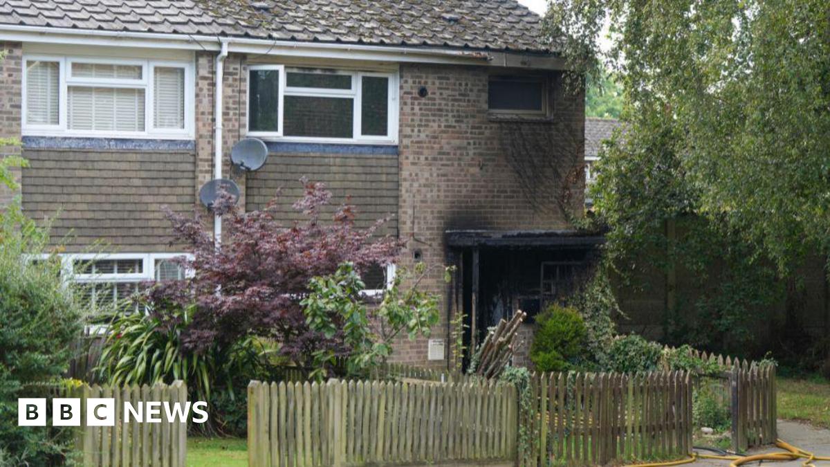 Crawley: Man charged with arson after house fire - BBC News