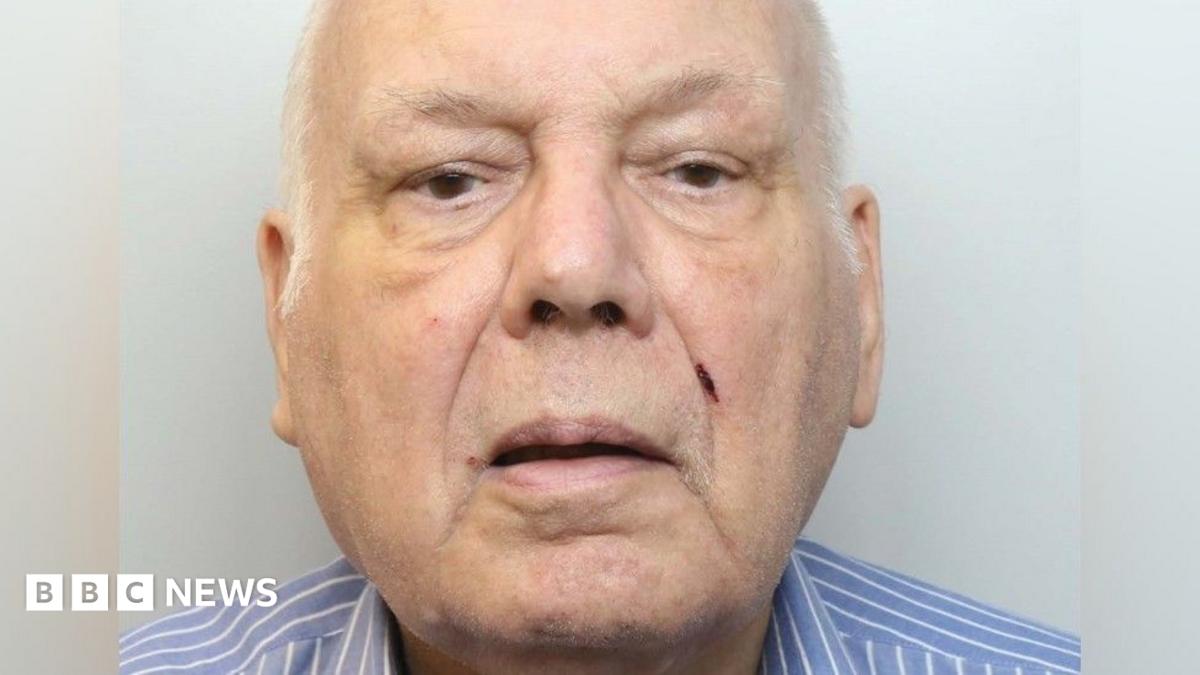 Paedophile Richard Burrows jailed after decades on the run - BBC News