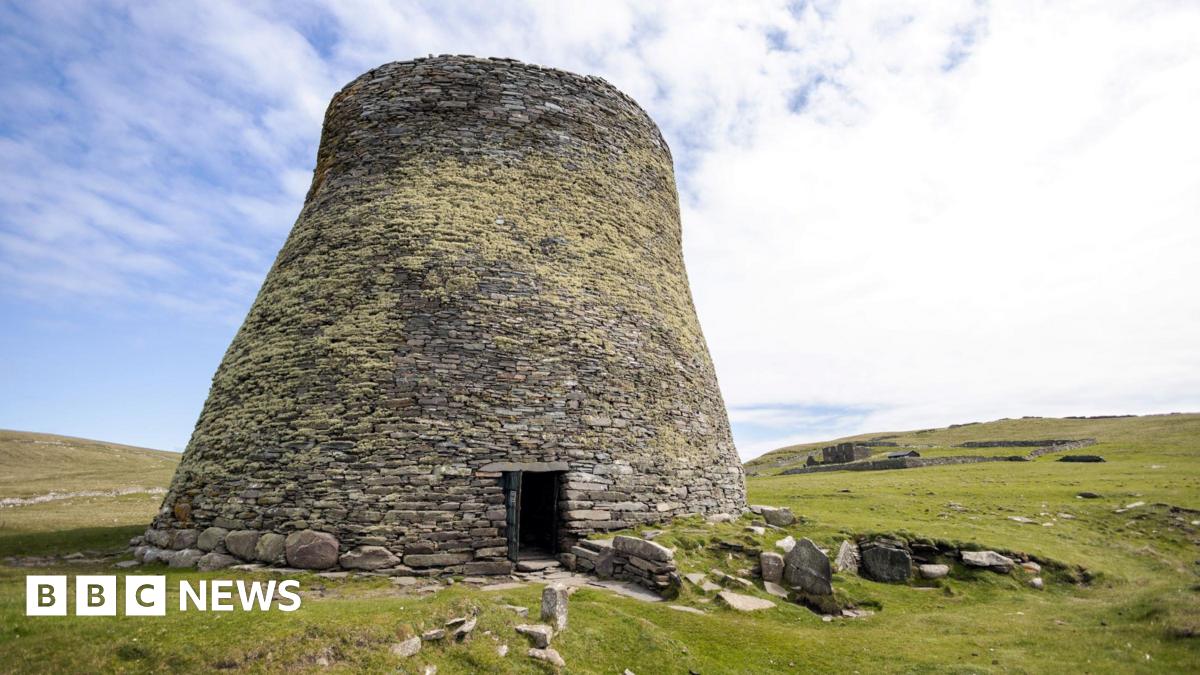 Plan approved to build Scotland's first broch for 2,000 years - BBC News