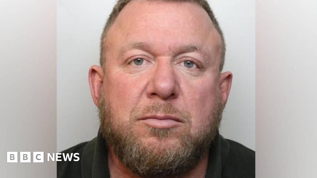 Cowboy builder Mark Killick is jailed for 14 years - BBC News
