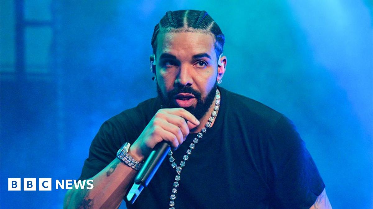 Drake: Rapper releases folders of new music and clips - BBC News