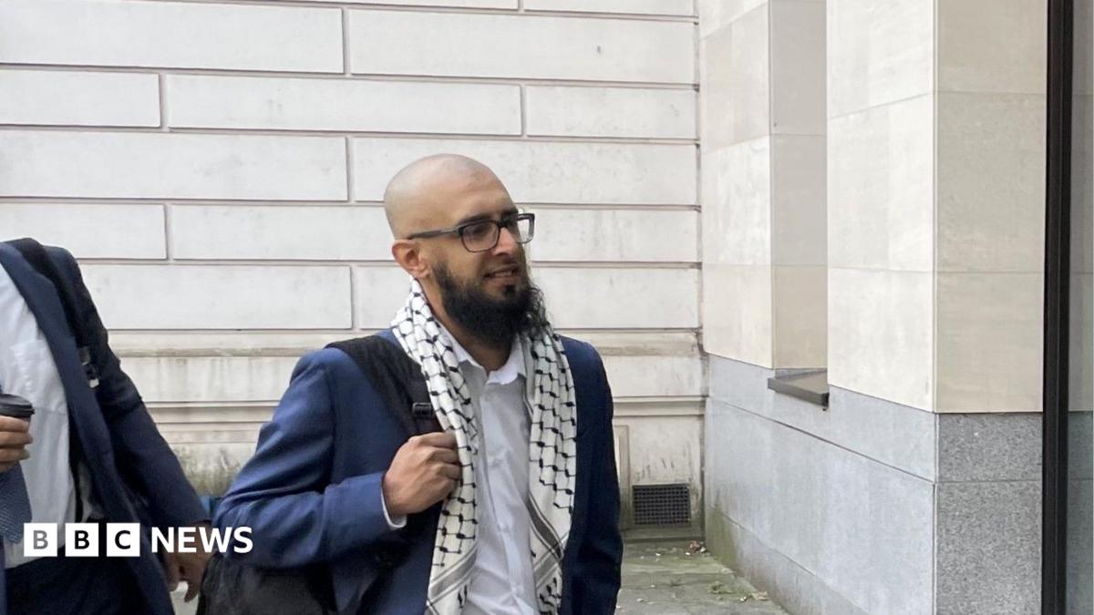 Man accused of being Hamas supporter in court on terror charges - BBC News