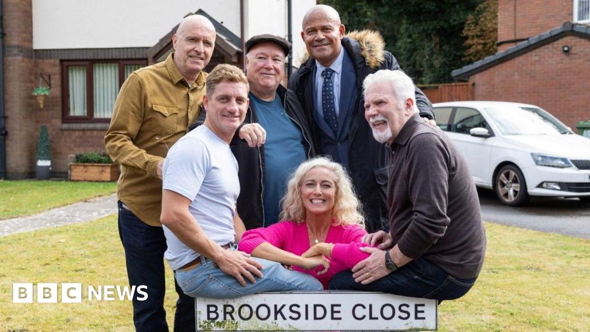 Brookside one-off special return date revealed - BBC News