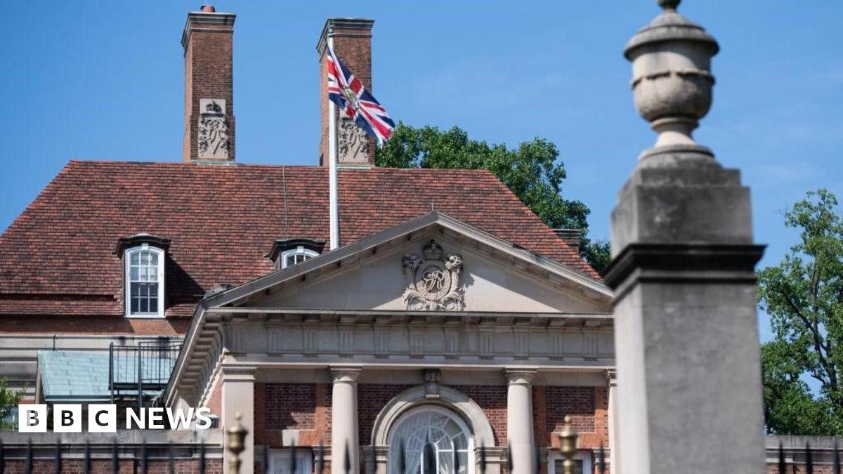 Appointment of next UK ambassador to the US suspended - BBC News