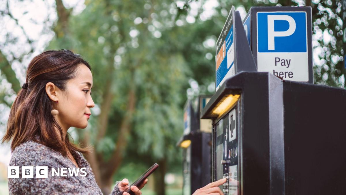 Parking: Low fees in Northern Ireland 'laughable', say campaigners - BBC News