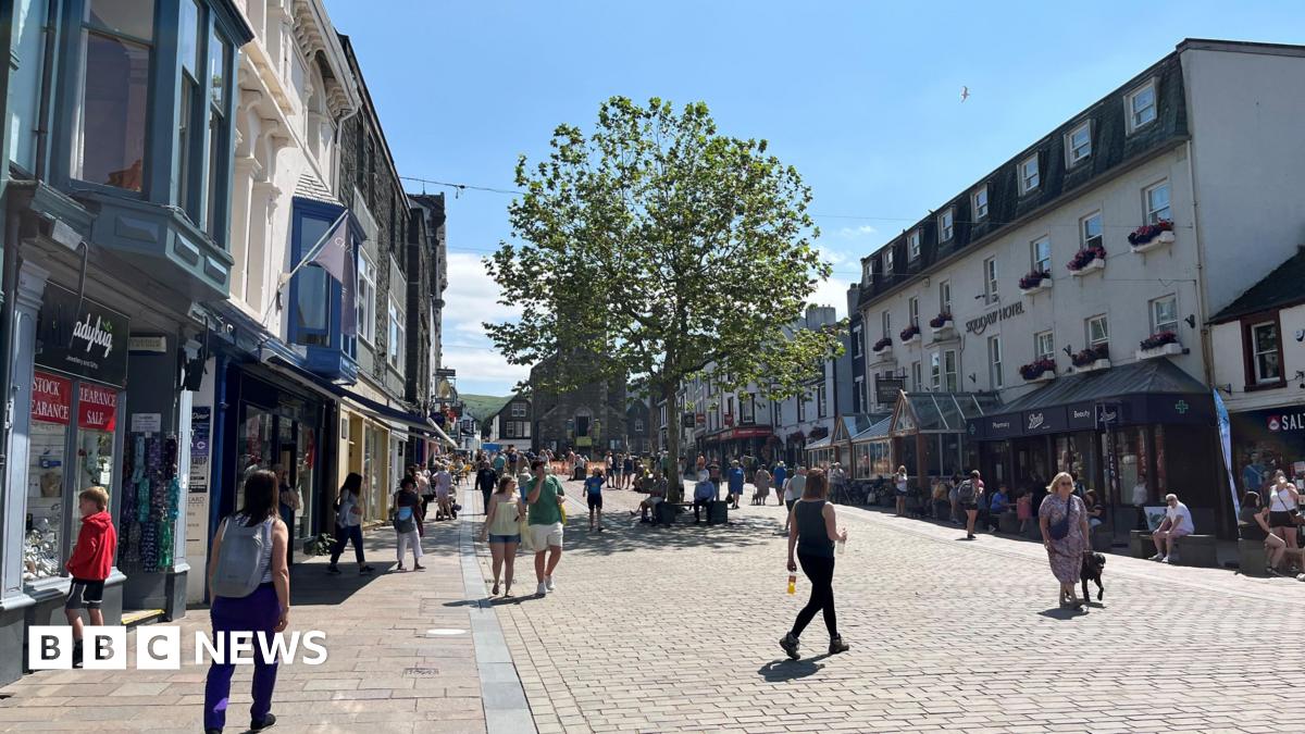 'Wrong time' for Keswick Convention as trade hit, businesses say - BBC News