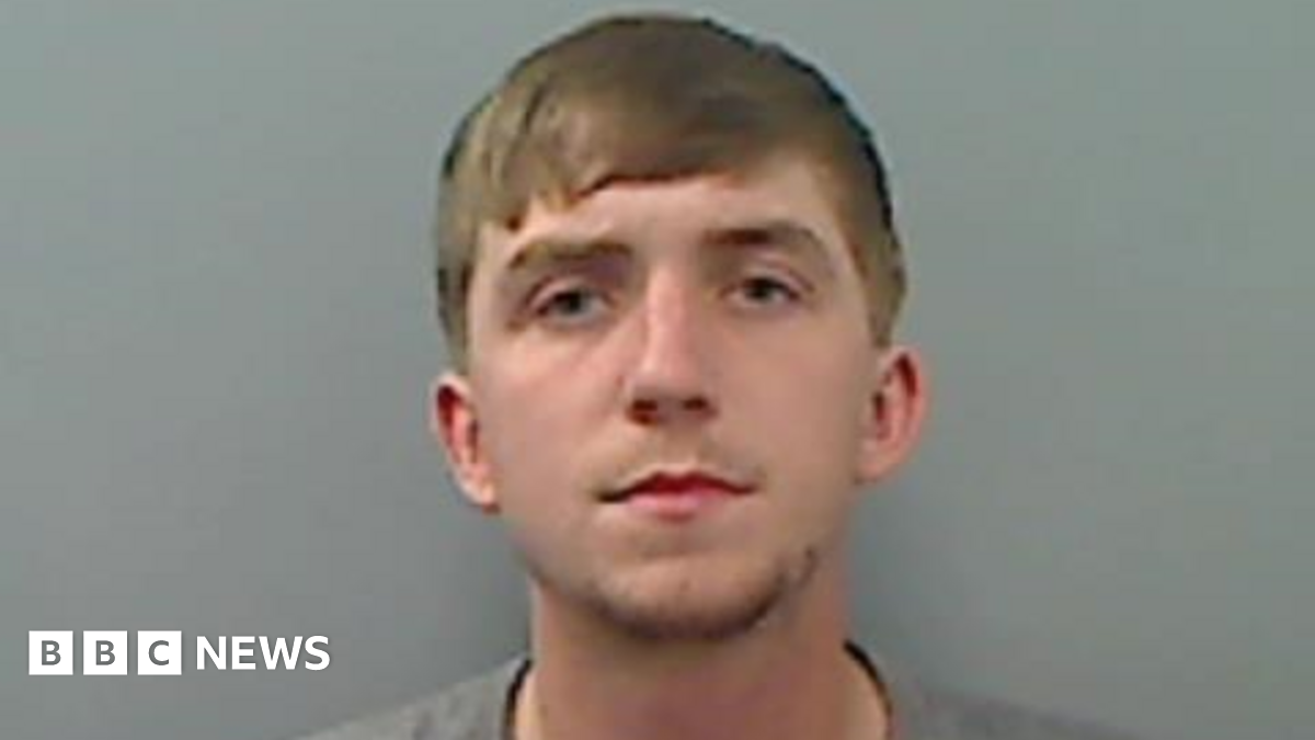 Apprentice jailed for targeting police during riot in Hartlepool - BBC News