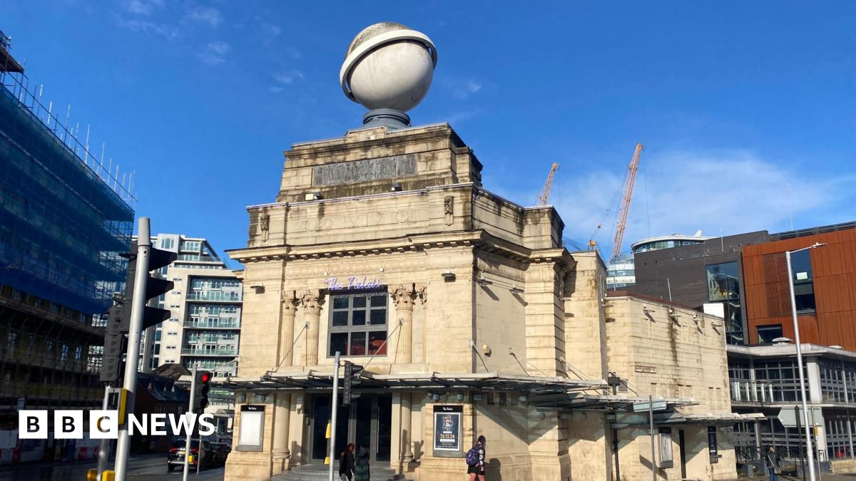 Family remembers Nottingham Palais history through the years - BBC News