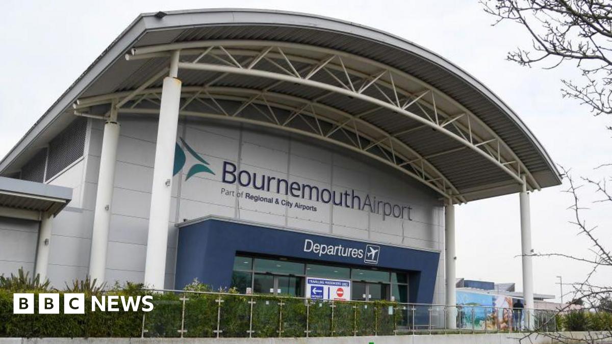 Bournemouth Airport staff announce four days of strike action - BBC News