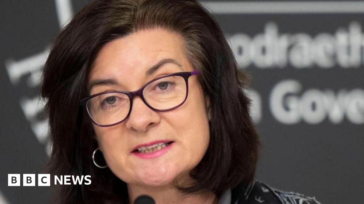 Welsh councils not expected to go bust, says Eluned Morgan - BBC News