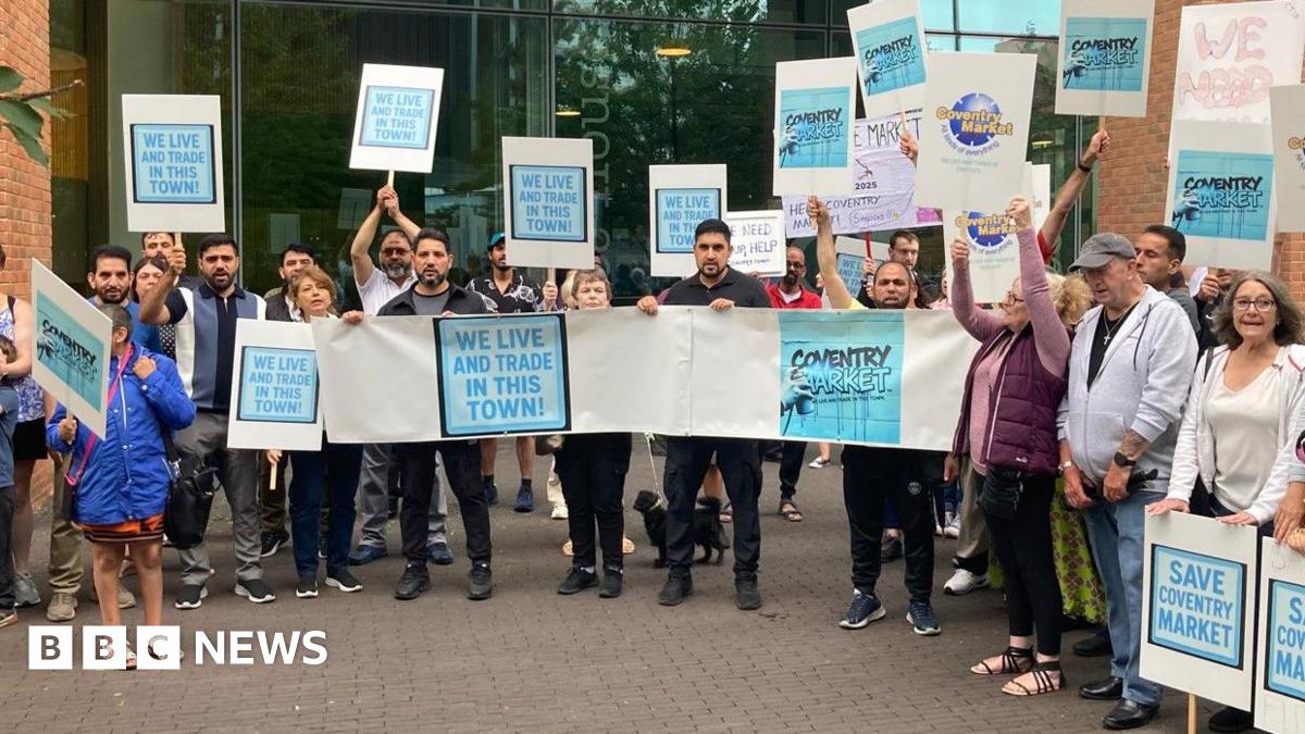 Traders hold protest over future of Coventry market - BBC News