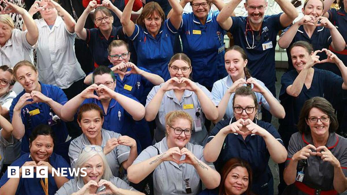 Wolverhampton heart surgery centre celebrates 20 years - BBC News