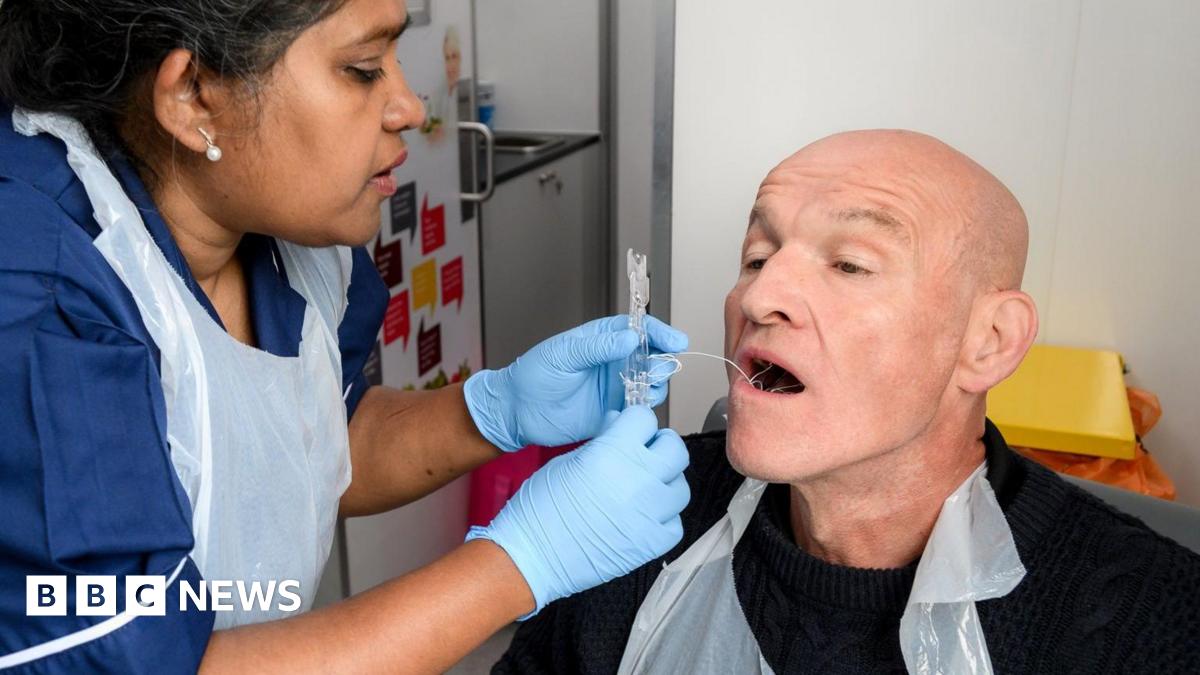 Sponge pill test for diagnosing cancer rolled out in Halifax - BBC News