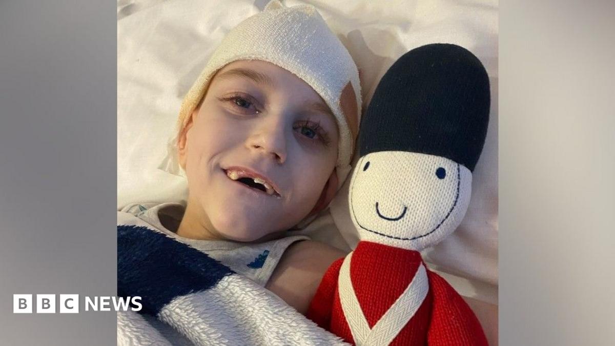 Charity gets 'record-breaking' support to help Norfolk boy - BBC News