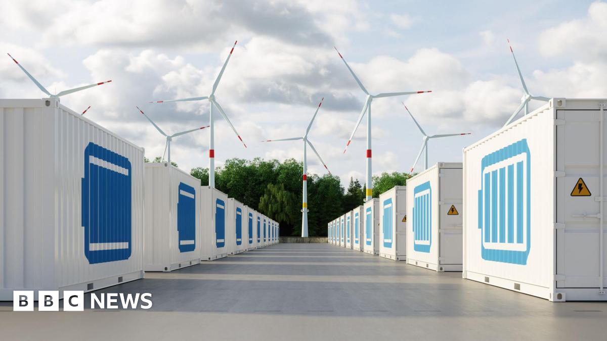 Reepham energy storage plan delayed due to fire concerns - BBC News