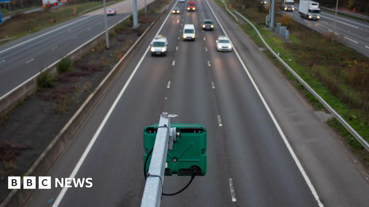 Medway: Traffic enforcement cameras to come into effect - BBC News