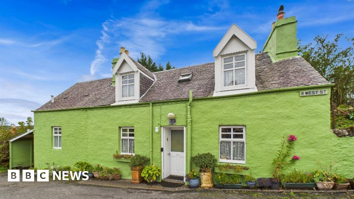 Miss Hoolie's bright green Balamory house up for sale in Mull - BBC News