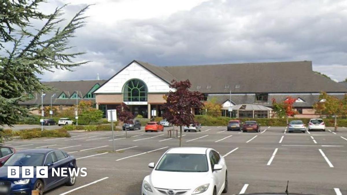Wakefield Council 'carefully considering' asylum hotel ruling - BBC News