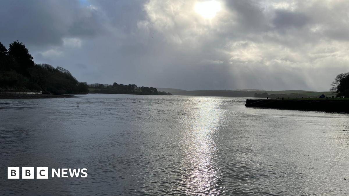 Devon council launches water quality monitoring project - BBC News