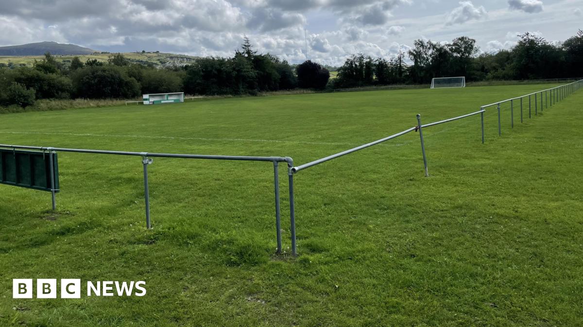 Welsh language: Grassroots football dismay at 'lack of bilingualism ...