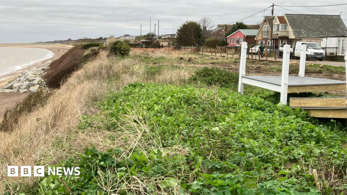 Norfolk and Suffolk coastal erosion partnership set to end - BBC News