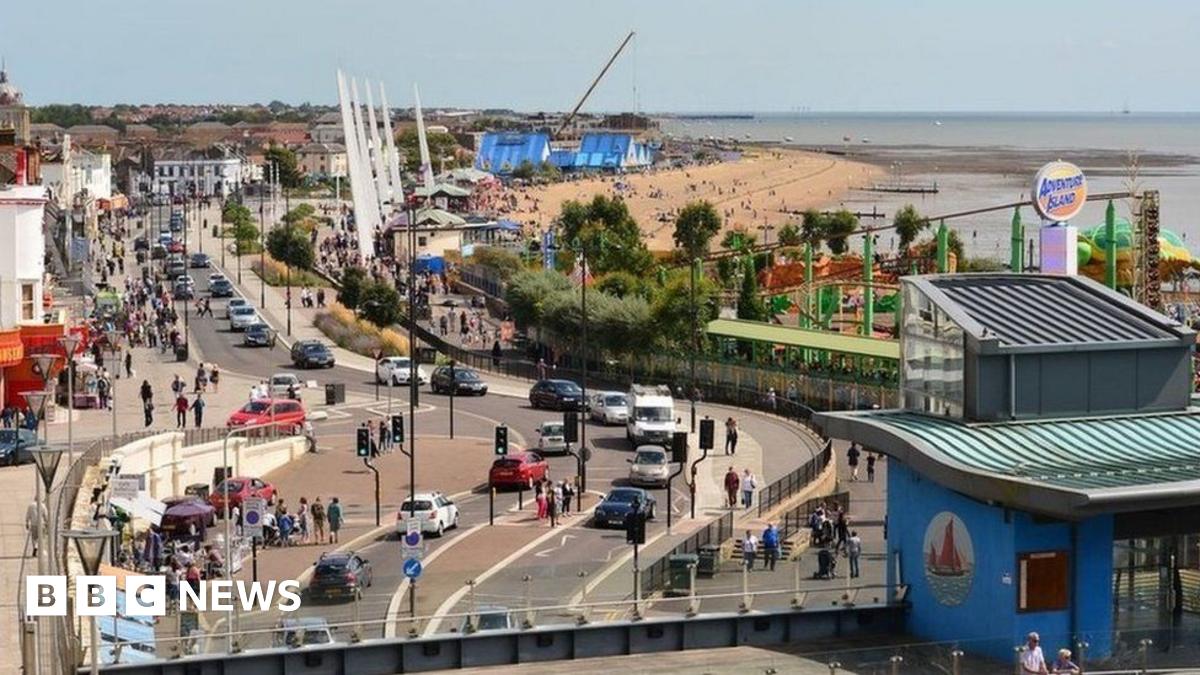 Southend City Day celebrations to mark three years of city status - BBC ...