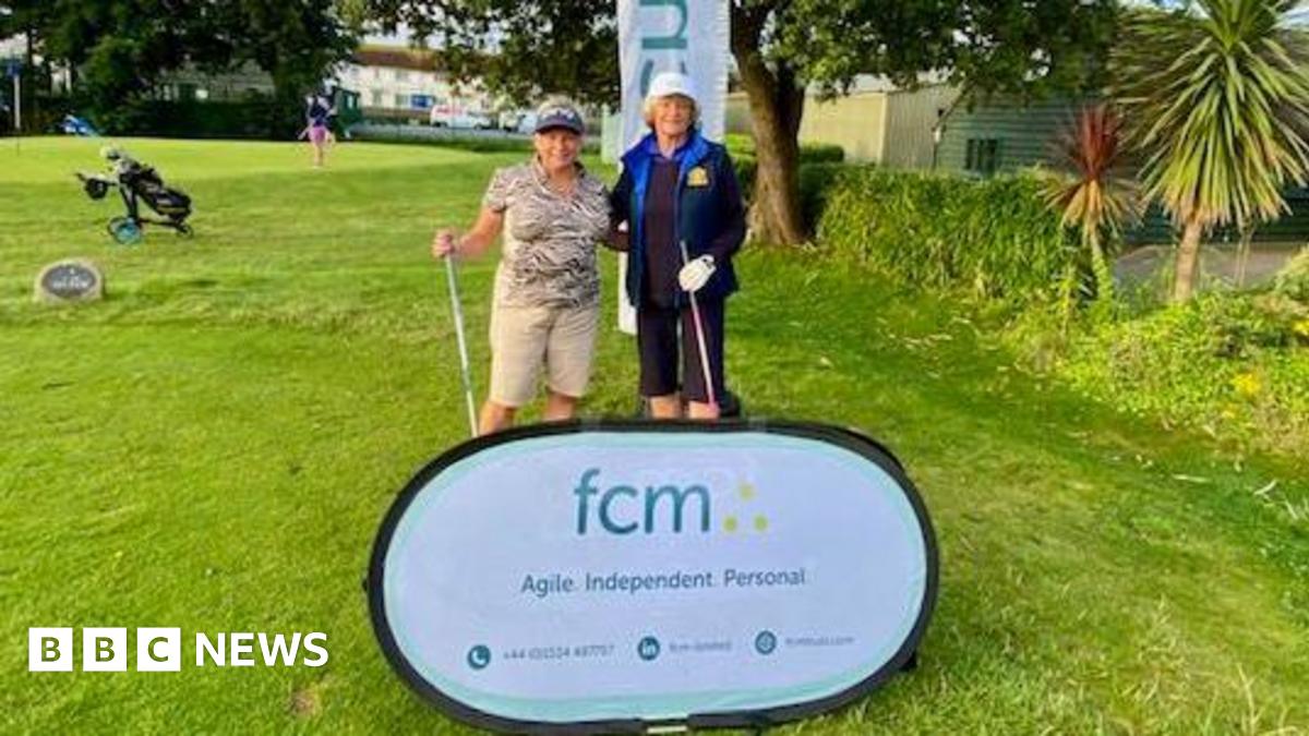 St Clements Ladies golf club in Jersey celebrates 100 years - BBC News
