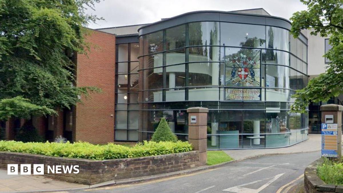 Liverpool Hope University staff threaten strike action over cuts - BBC News