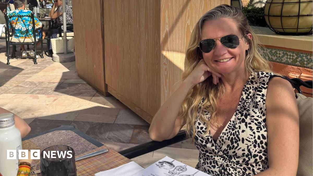 Plymouth cancer patient trapped in Dubai begs to get home - BBC News
