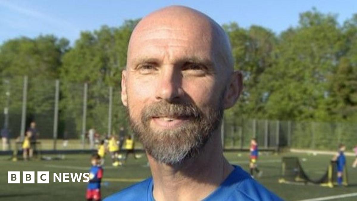 Ex-Manchester United star Luke Chadwick on anxiety and depression - BBC ...