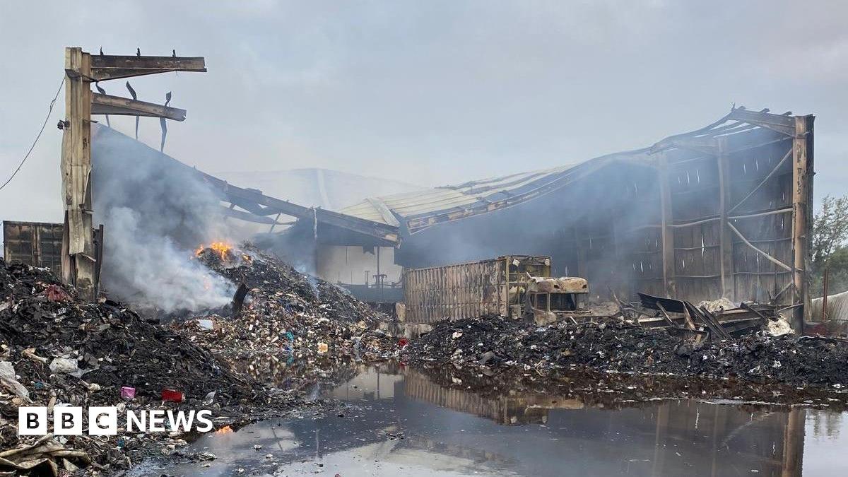 'We're not giving up after fire' says director of Basildon firm - BBC News